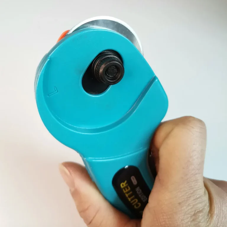 סכין חיתוך סיבובית FT145 - nextstock.co.il